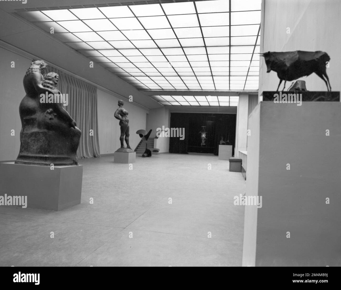 "50 Years of US Art" Exhibit (Lay-out of the exhibit, Museum of Modern ...