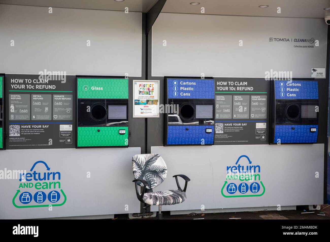 Recycling cans hi-res stock photography and images - Alamy