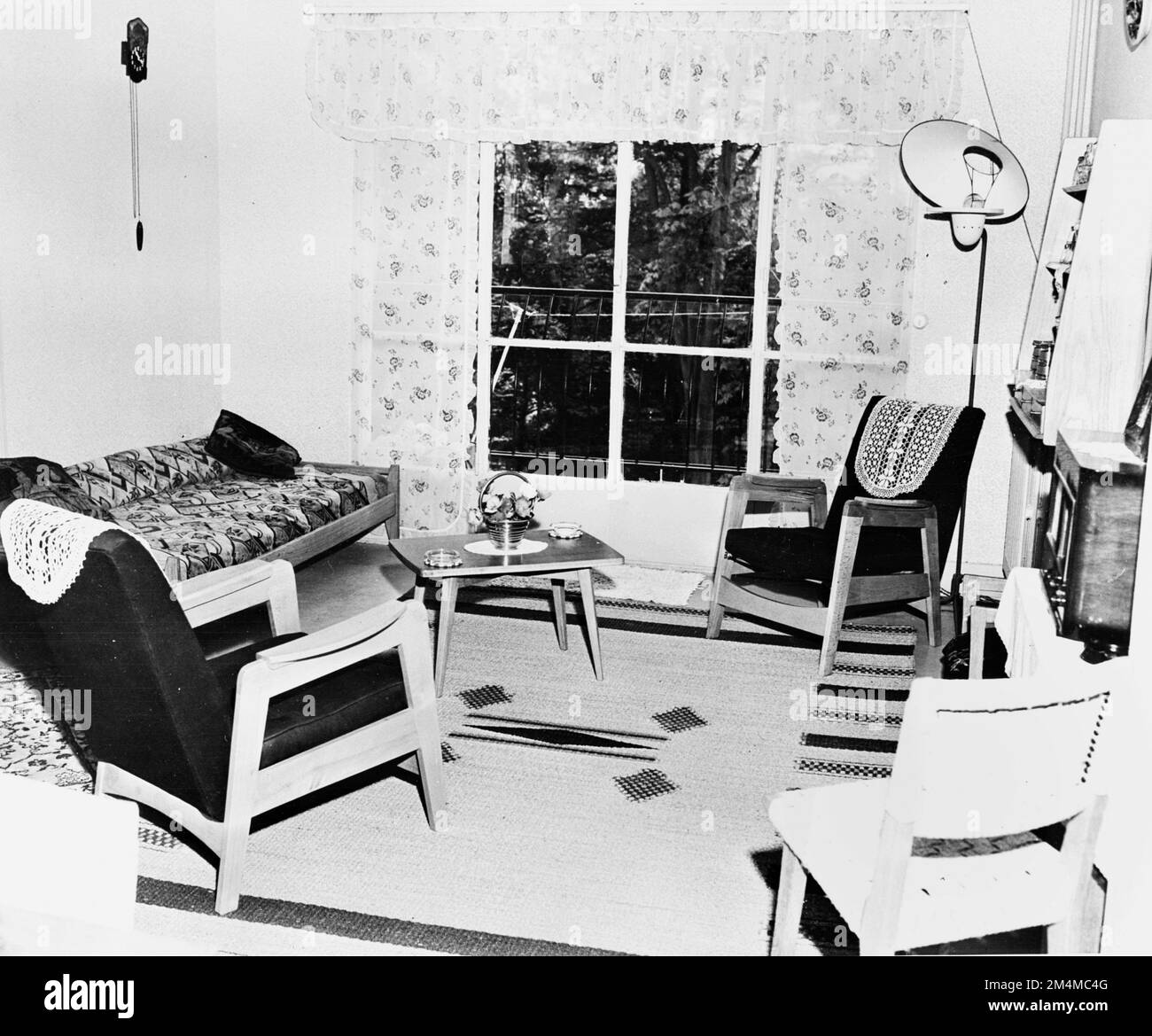 SHAPE Village. Photographs of Marshall Plan Programs, Exhibits, and ...