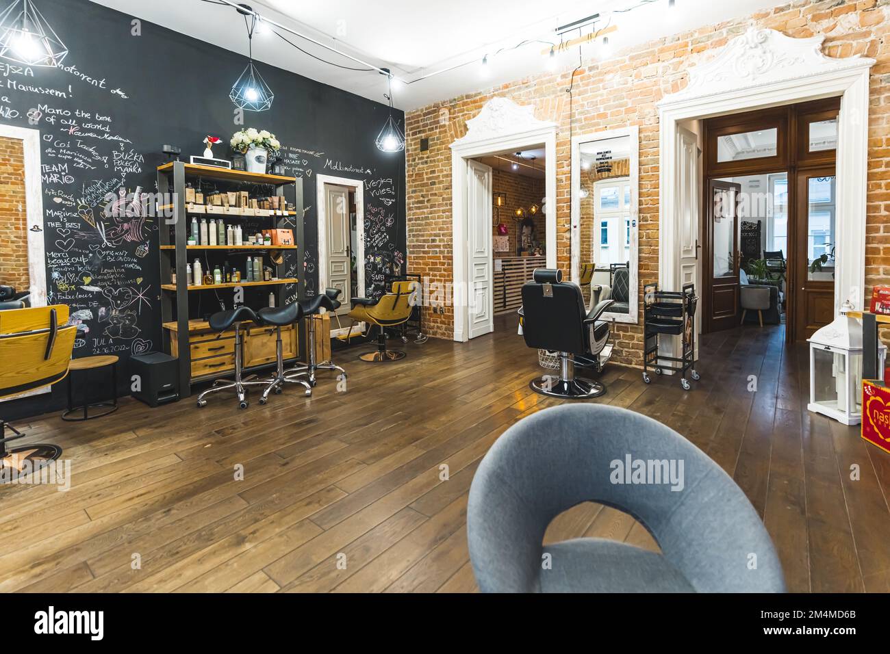 Luxury store interior quality hi-res stock photography and images - Alamy