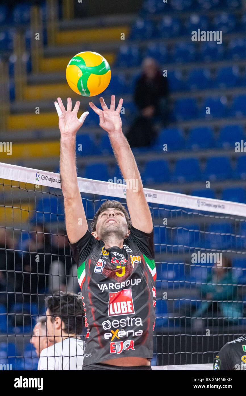 Daniele sottile hi-res stock photography and images - Alamy