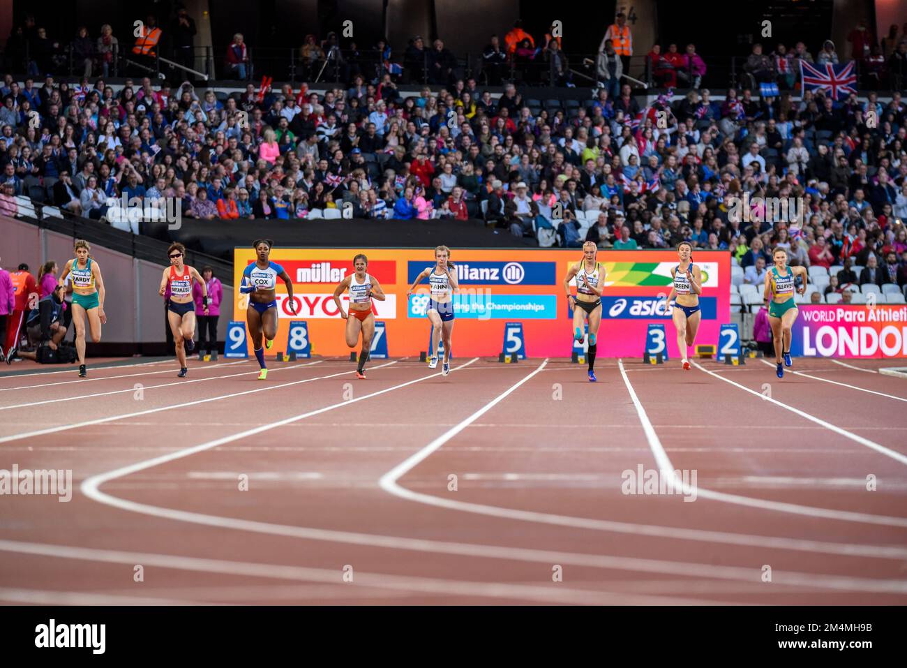 Sophie Hahn, Kadeena Cox, Lindy Ave, Olivia Breen, runners competing in ...