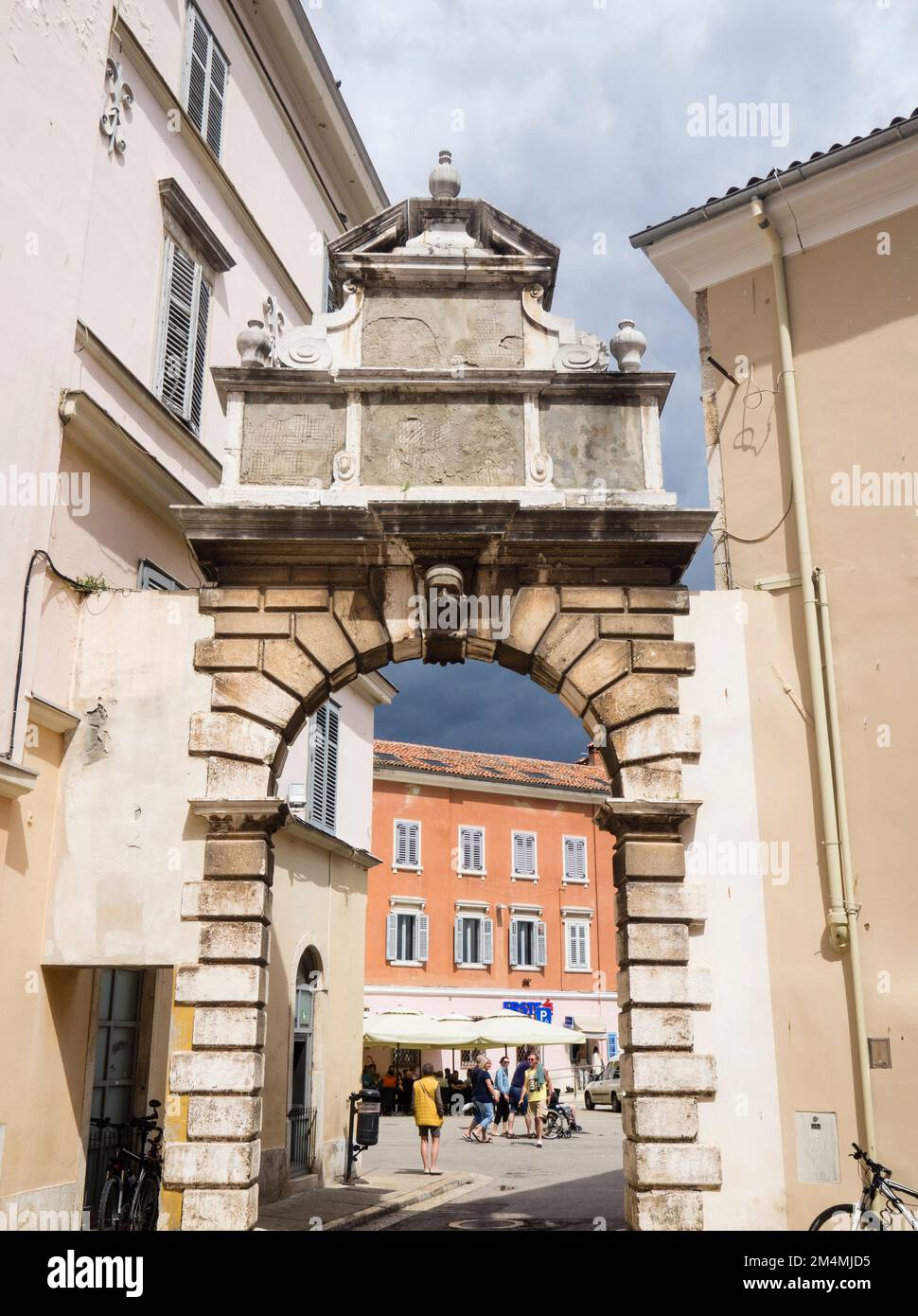 Balbis arch hi-res stock photography and images - Alamy