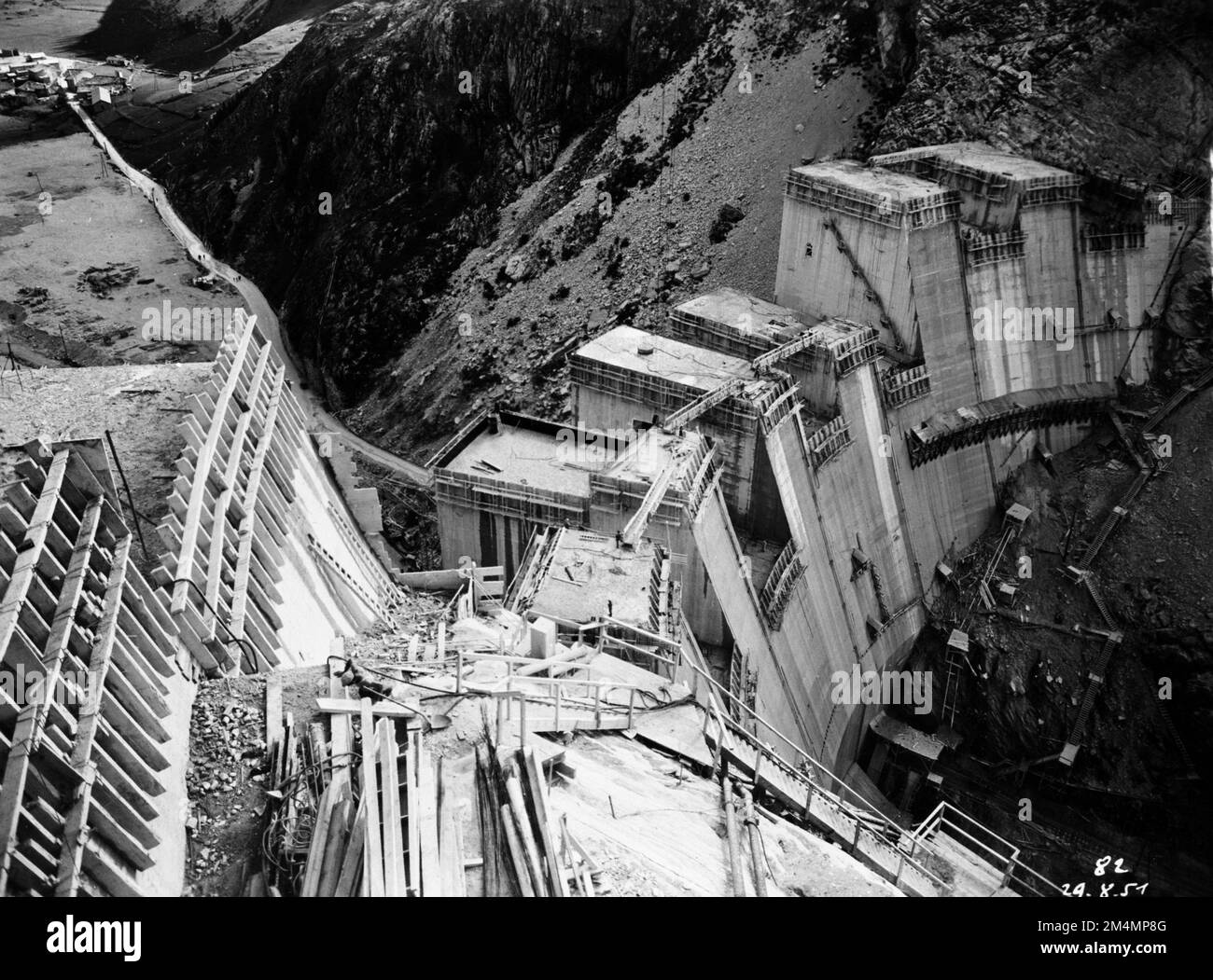 France Builds World's Highest Single Vault Dam - Tignes on the Isere ...