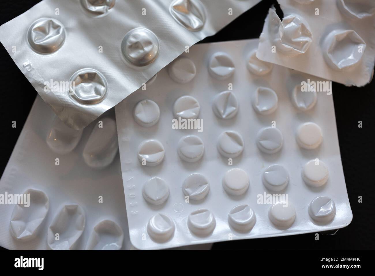 Empty medicine boxes blisters hi-res stock photography and images - Alamy