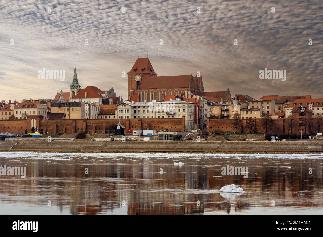 The old town of Torun, view from the Vistula river, Poland Stock Photo ...