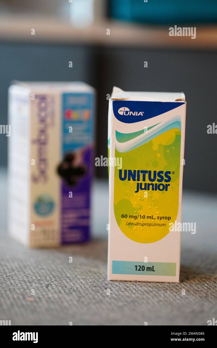 An Unituss Junior brand syrup against cold and flu Stock Photo - Alamy
