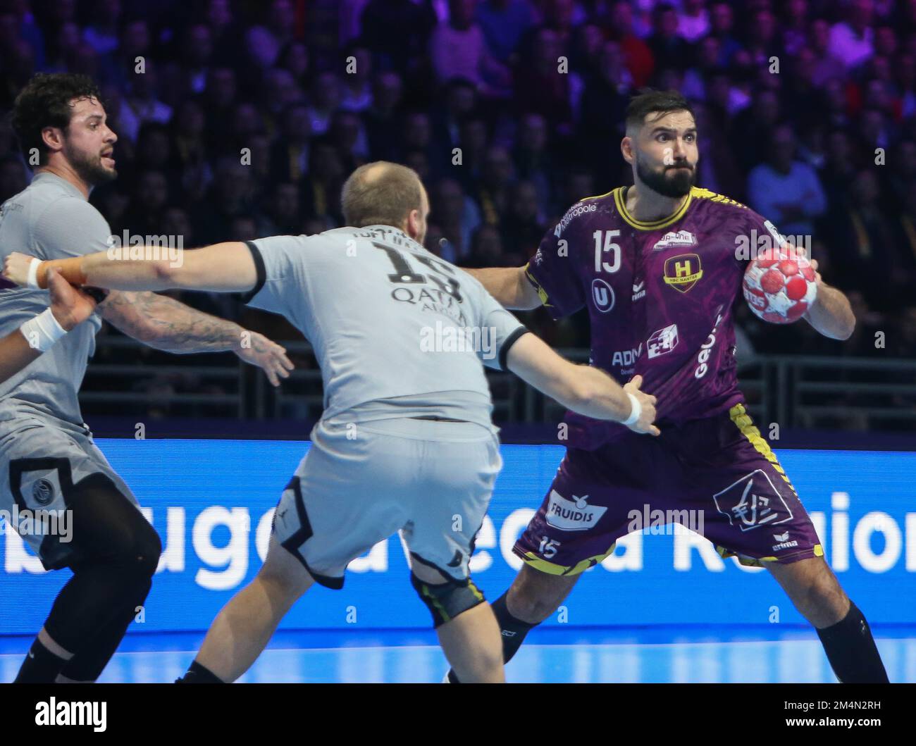 Elohim Prandi , Henrik Toft Hansen of Paris Saint-Germain Handball and ...