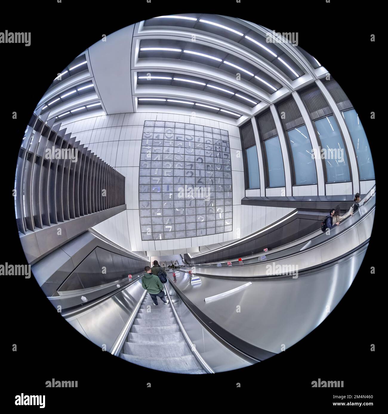 'Horizon Line’ artwork by artist Darren Almond. Bond Street - Elizabeth ...