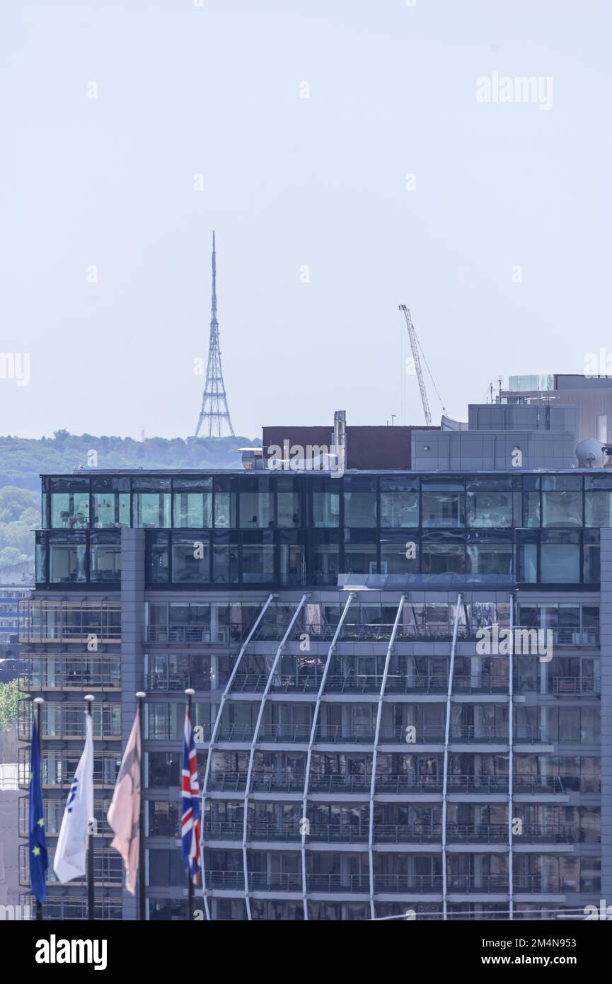 Crystal palace city of london skyline hi-res stock photography and ...