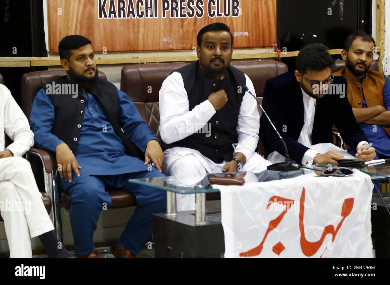 Naujawan-e-Mohajir President, Syed Amar Abbas addresses to media ...