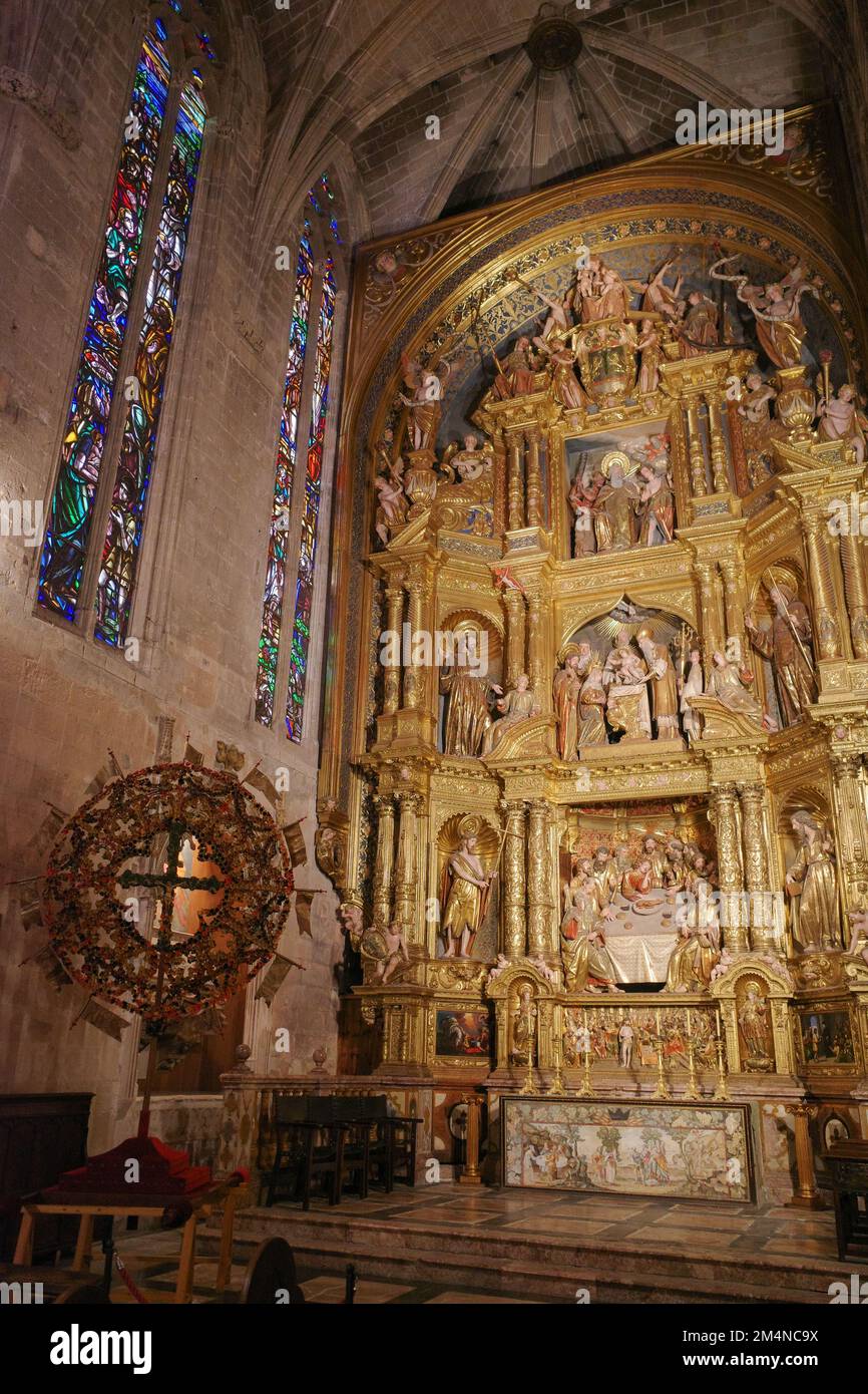 Altar decor hi-res stock photography and images - Alamy