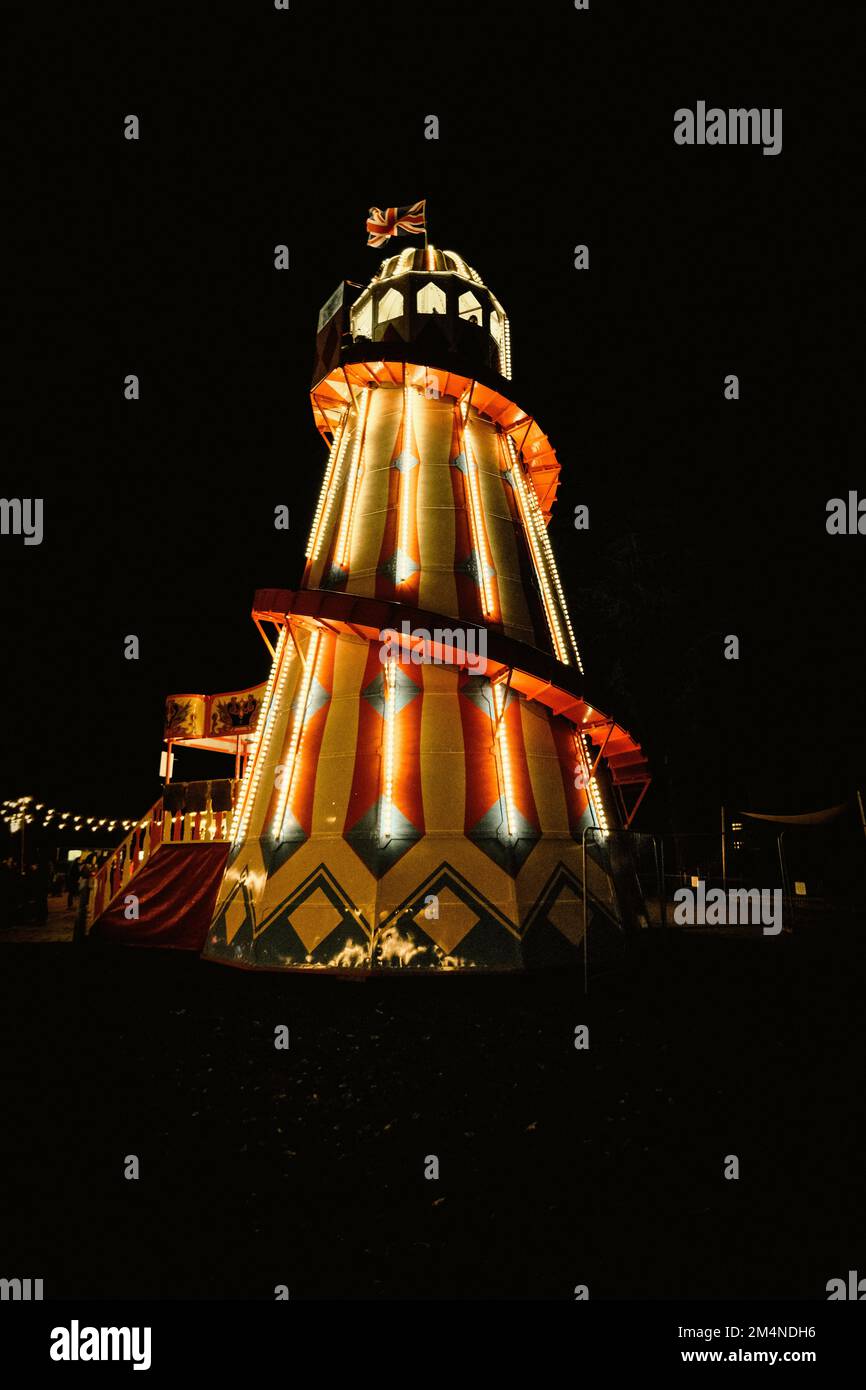 Fairground at night hi-res stock photography and images - Alamy