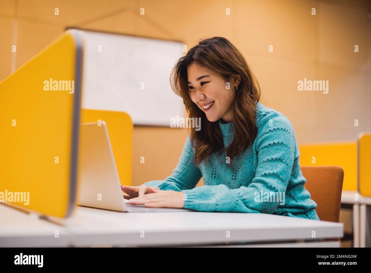 Japanese student studying in library hi-res stock photography and ...