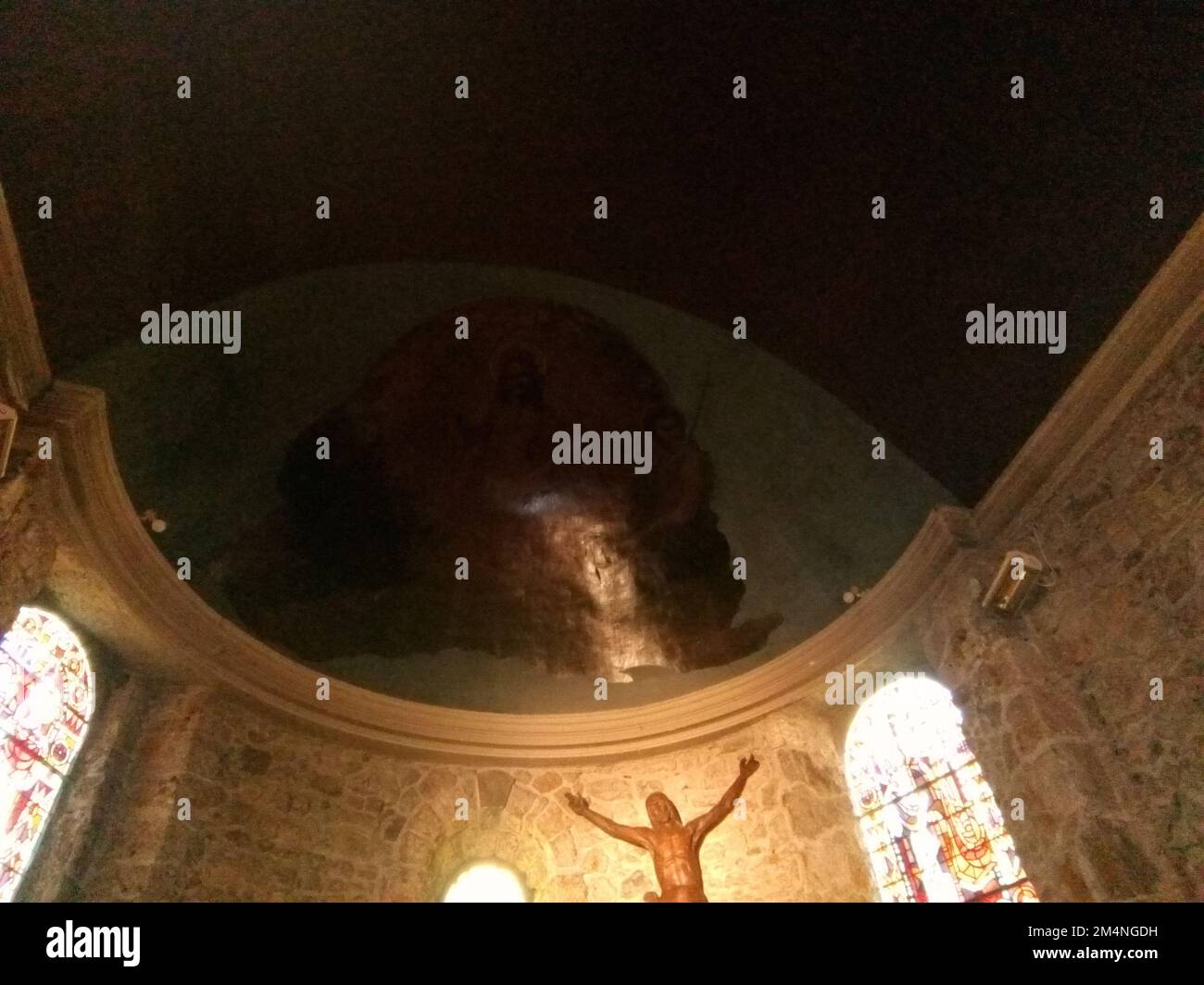 EGLISE SAINT MATHIEU . BURES SUR YVETTE.YVELINES Stock Photo - Alamy