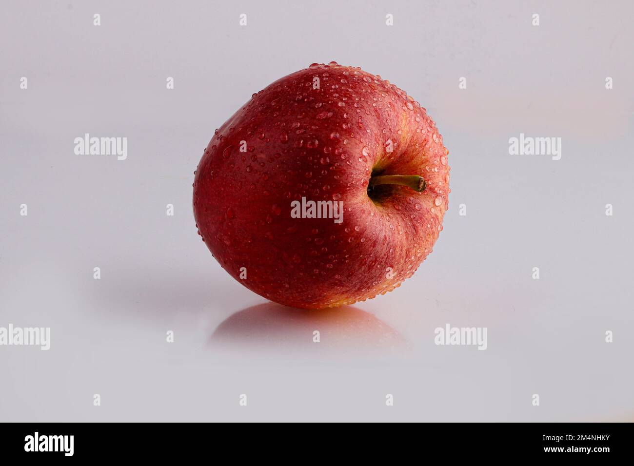 apple with dew Stock Photo - Alamy