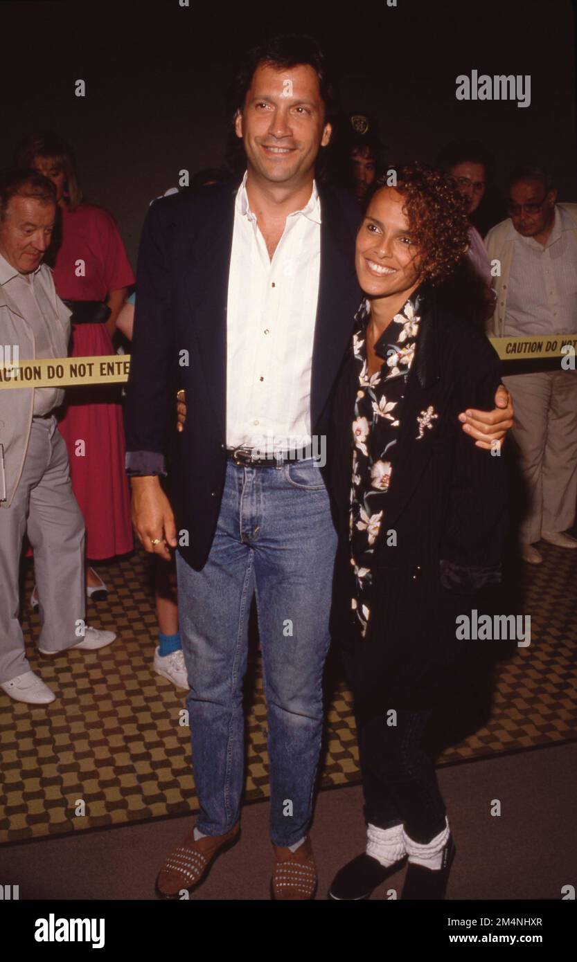 Shari Belafonte and Sam Behrens July 1989 Credit: Ralph Dominguez ...