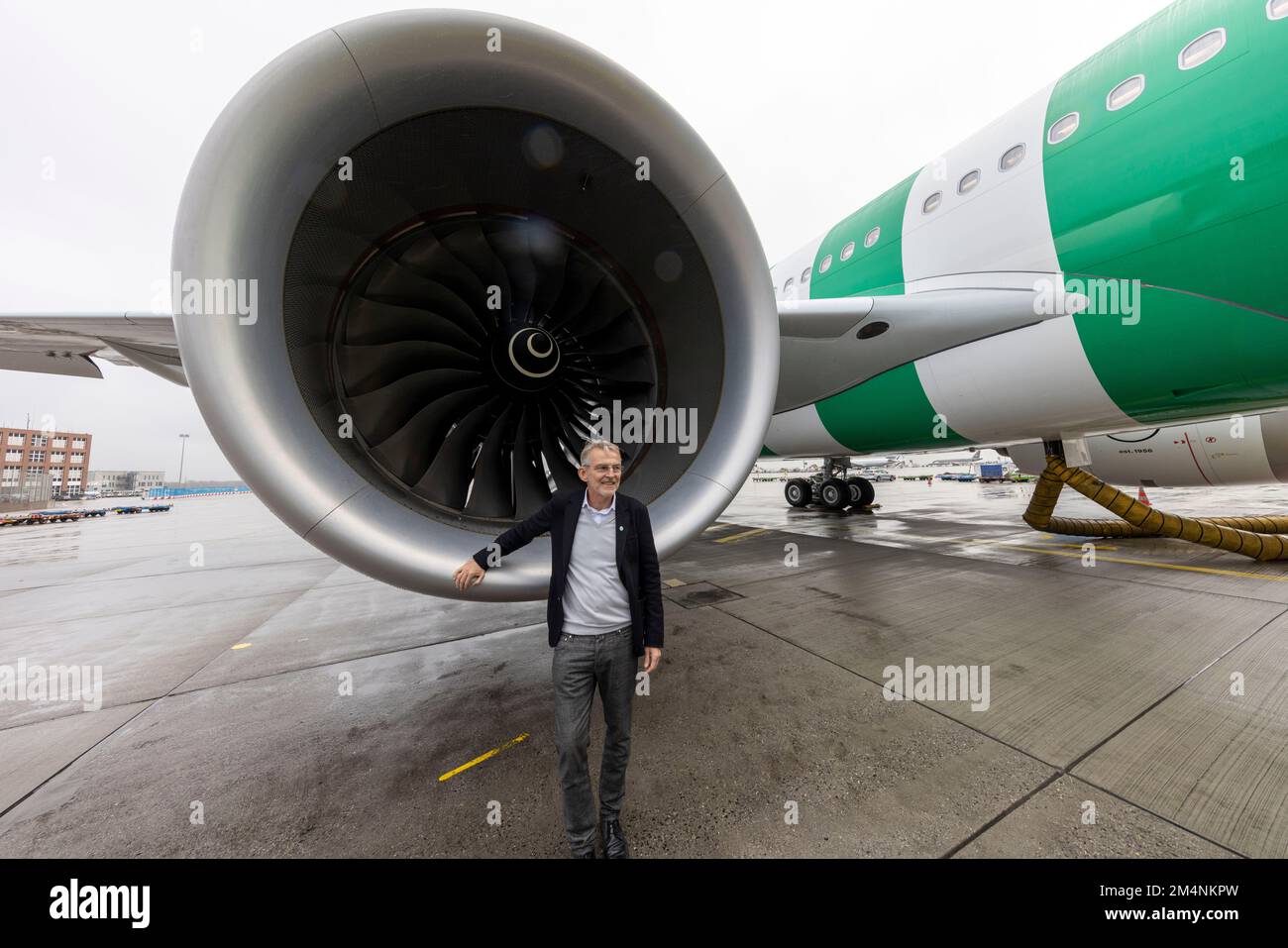 22 December 2022, Hessen, Frankfurt/Main: Ralf Teckentrup, CEO of ...