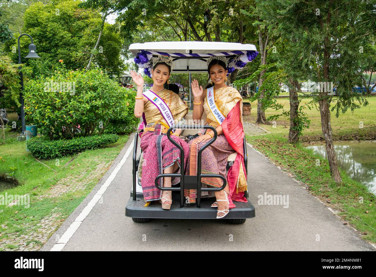 the Women in traditional Dress at the Loy Krathong Festival at the King ...