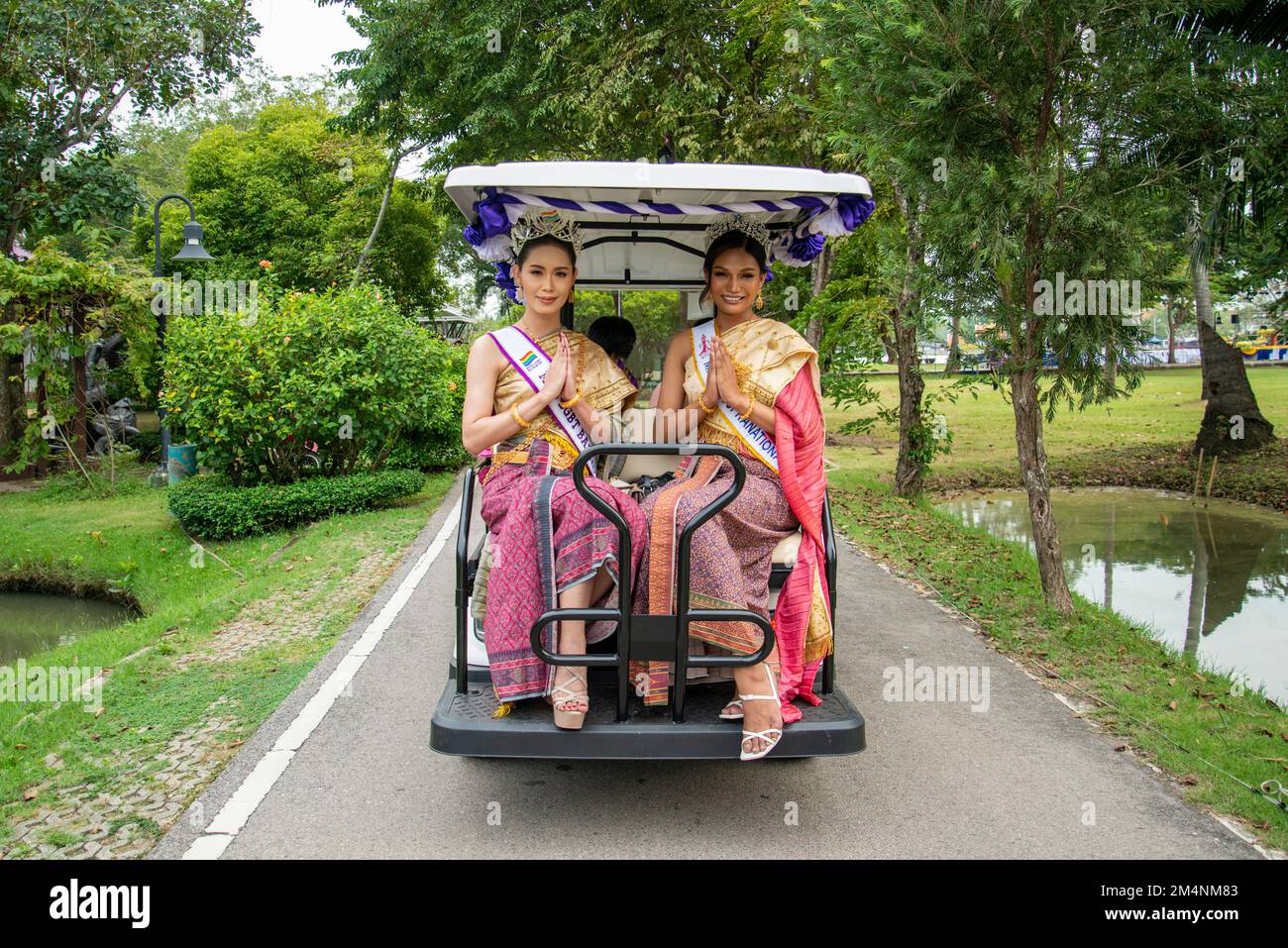 the Women in traditional Dress at the Loy Krathong Festival at the King ...