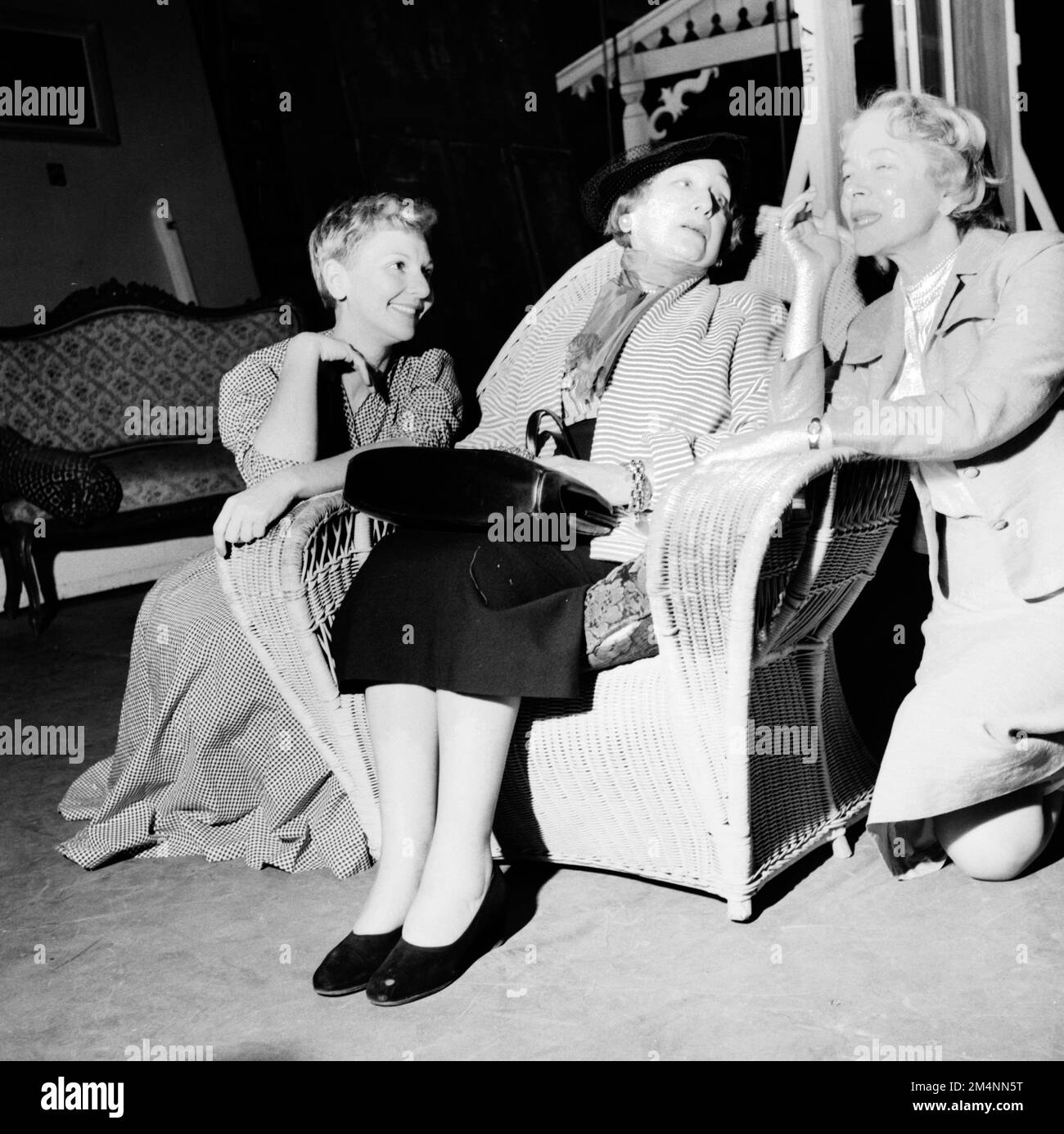 "Medea", "Skin of Our Teeth" Actors in Paris. Photographs of Marshall ...