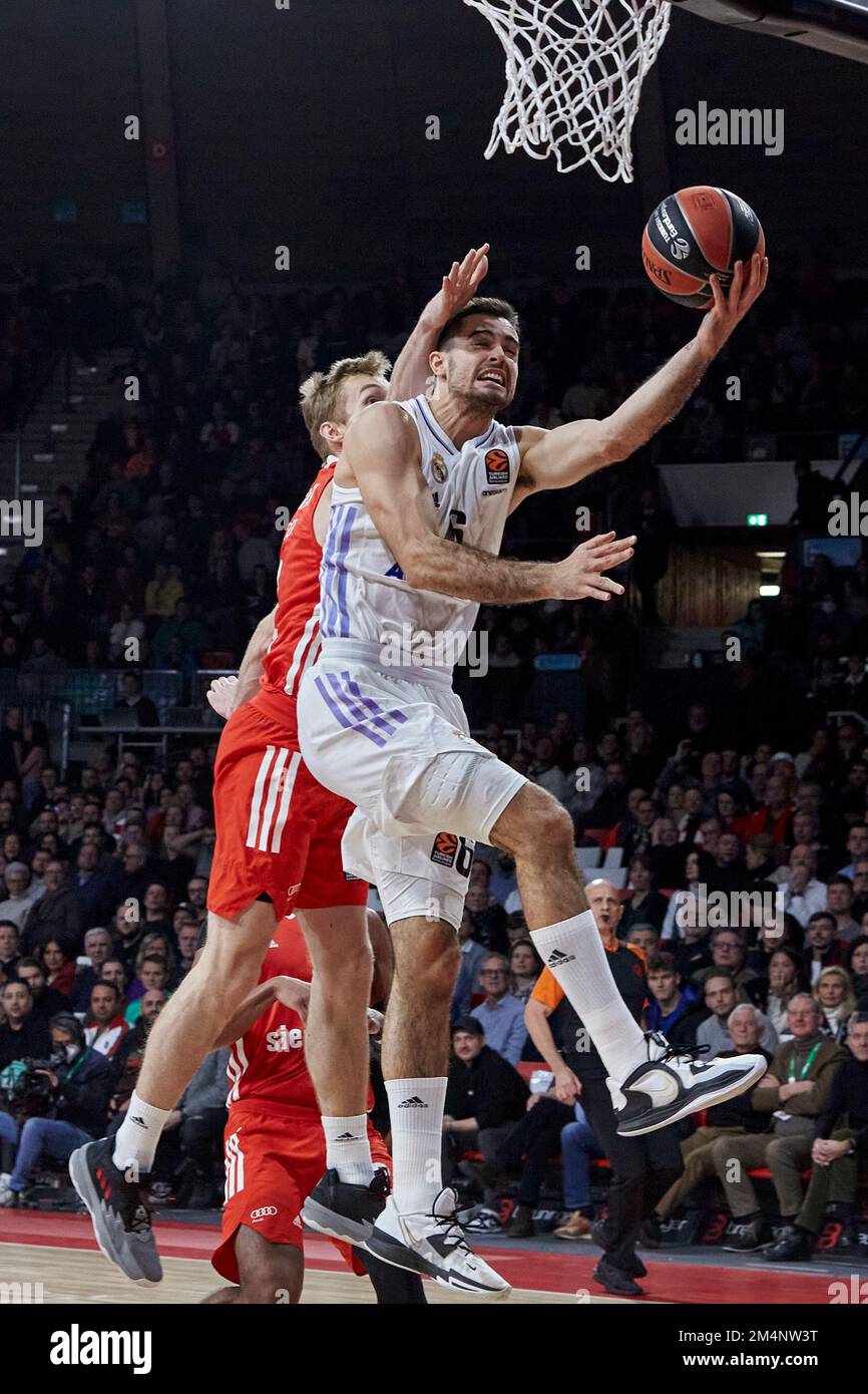 Abalde alberto real madrid basketball rmb06 hi-res stock photography ...