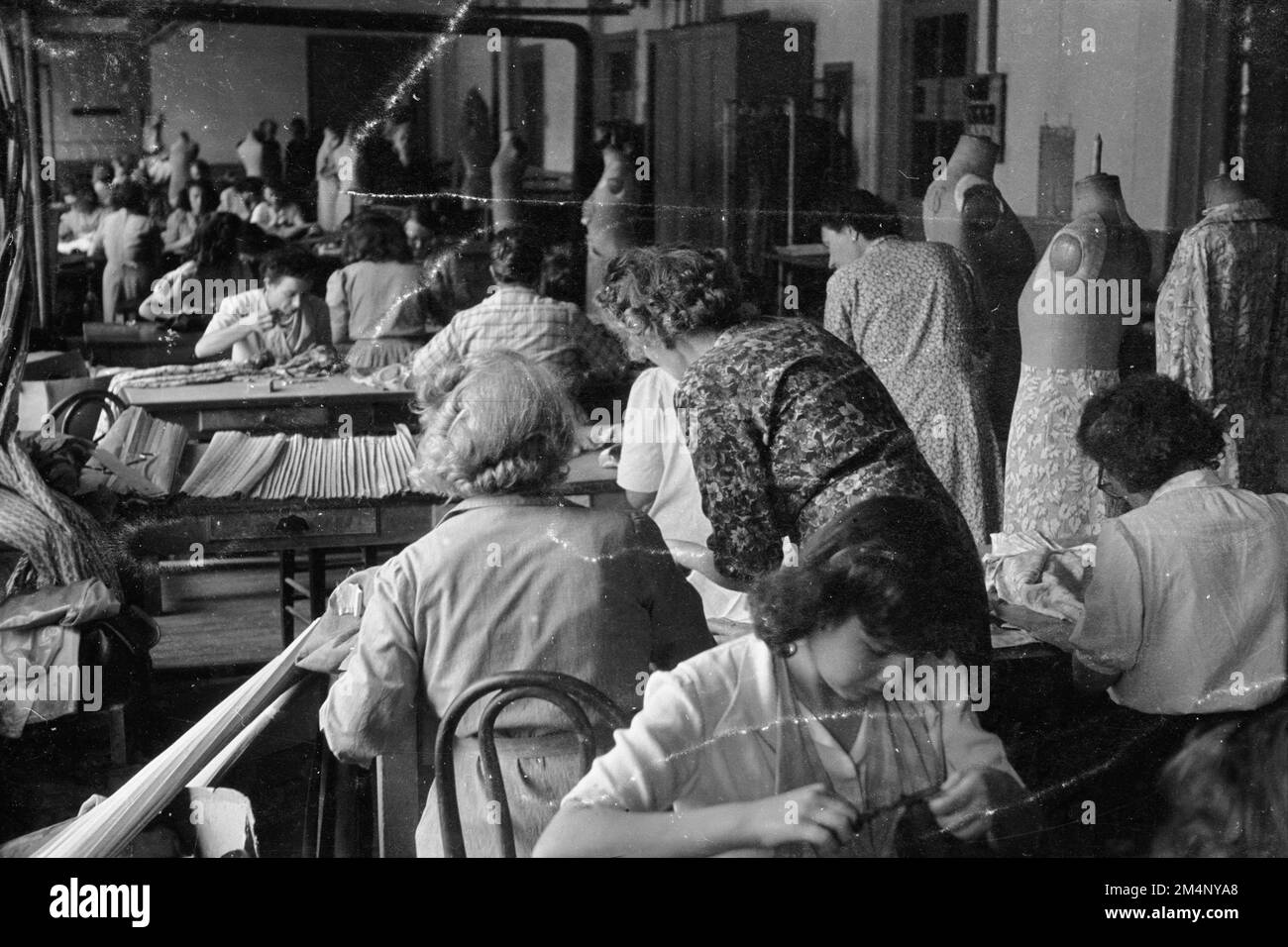French Worker - Day in the Life of a French Worker. Photographs of ...