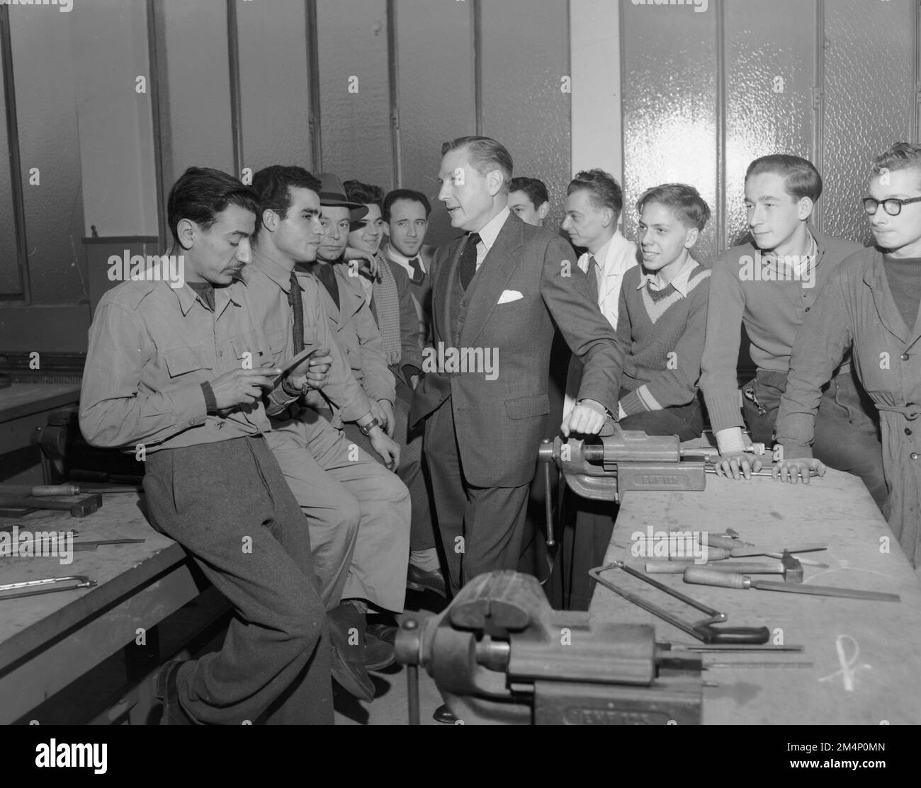 Officials - Mr. Barry Bingham, Chief of EAC Mission to France, Visits ...