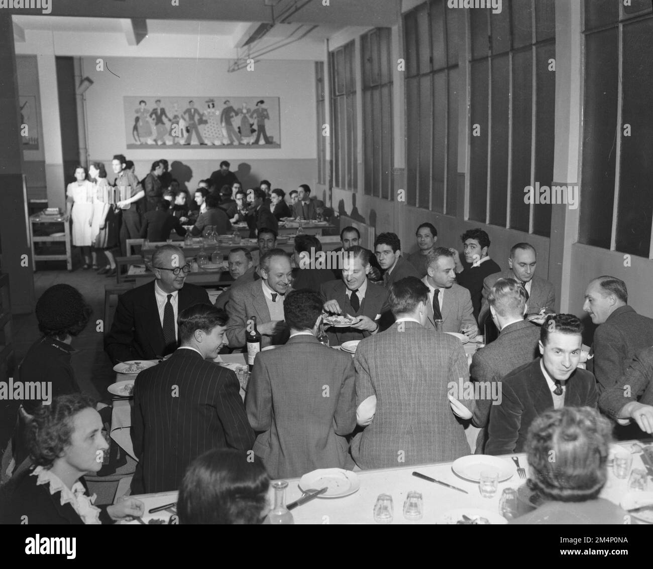 Officials - Mr. Barry Bingham, Chief of EAC Mission to France, Visits ...