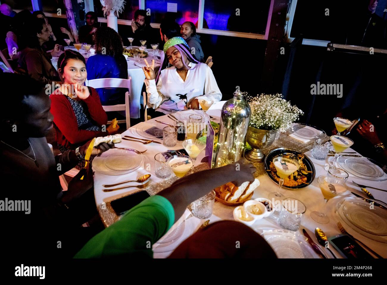 Good vibes dinner hi-res stock photography and images - Alamy
