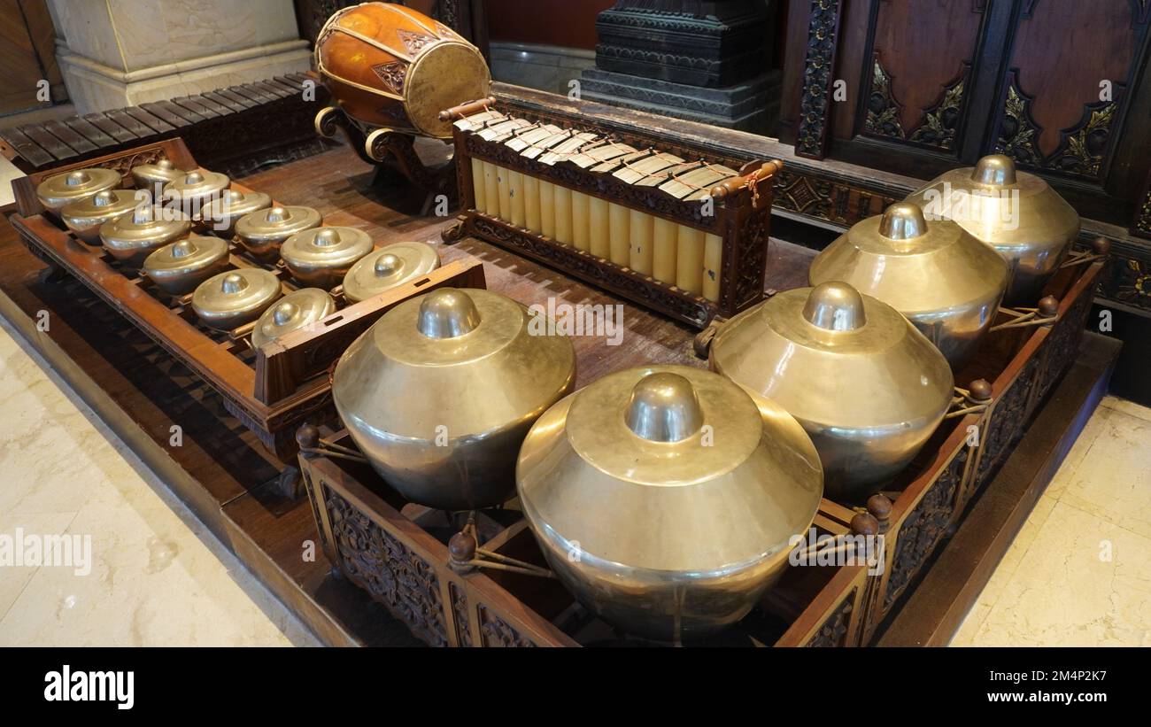 Indonesia musical instrument hi-res stock photography and images - Alamy