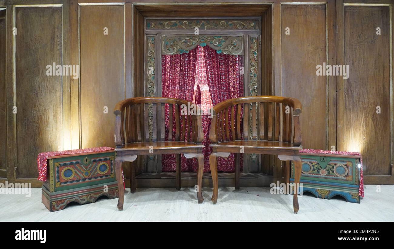 Old antique classic javanese house interior Stock Photo - Alamy