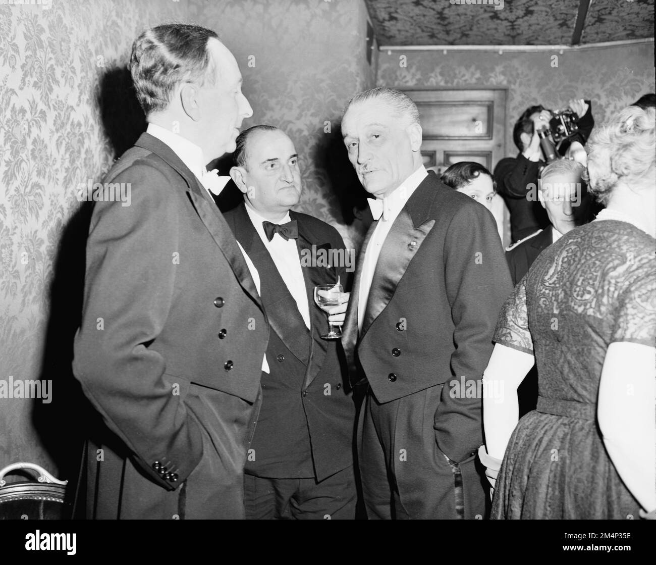 Philadelphia Orchestra, Opera, Premiere and Reception. Photographs of ...