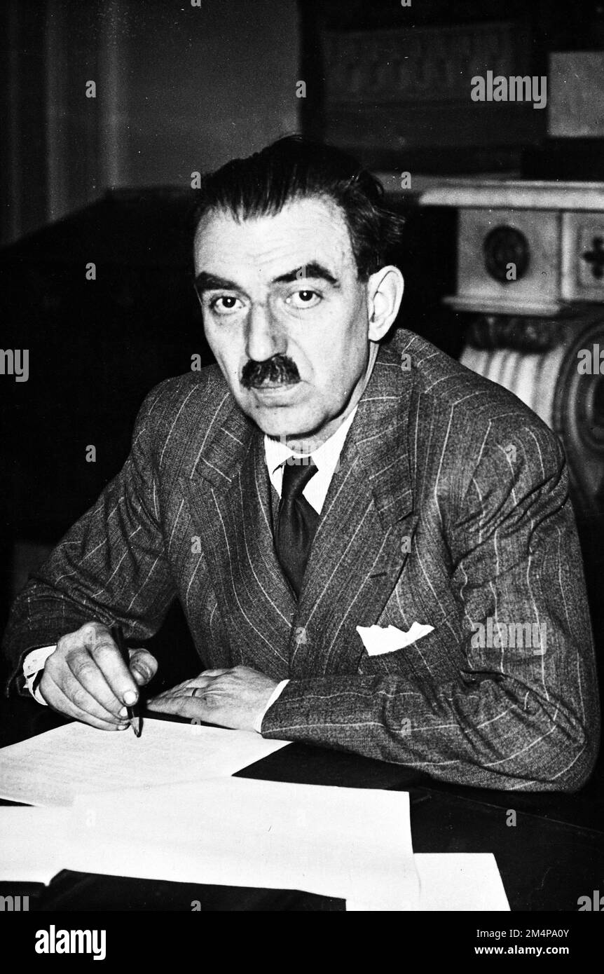 Official. Photographs of Marshall Plan Programs, Exhibits, and ...