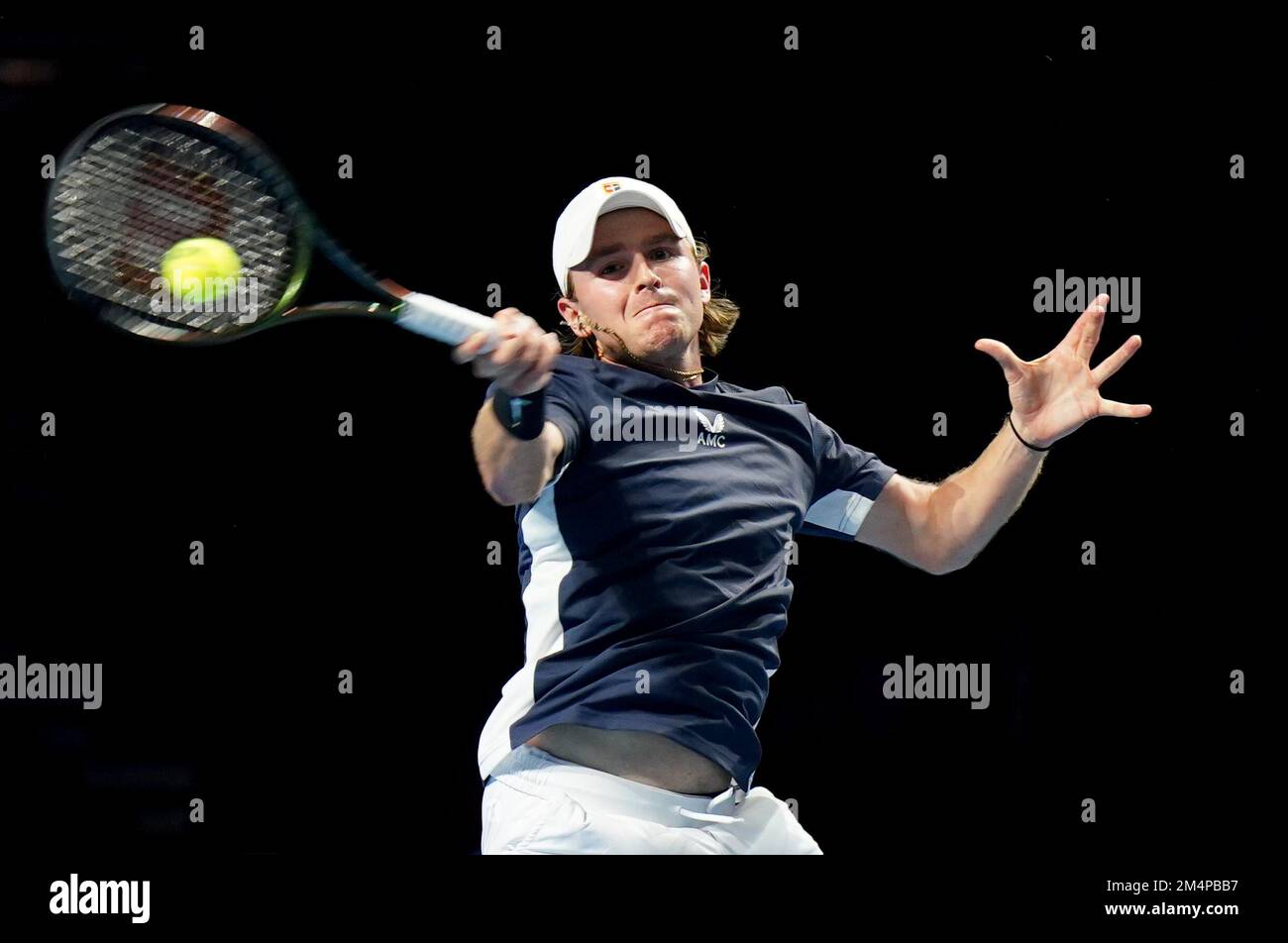 Battle of the brits tennis hi-res stock photography and images - Alamy