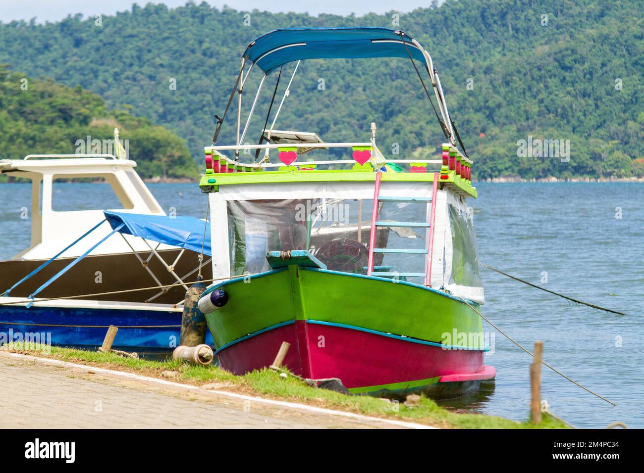 Moored boats marina in rio hi-res stock photography and images - Alamy