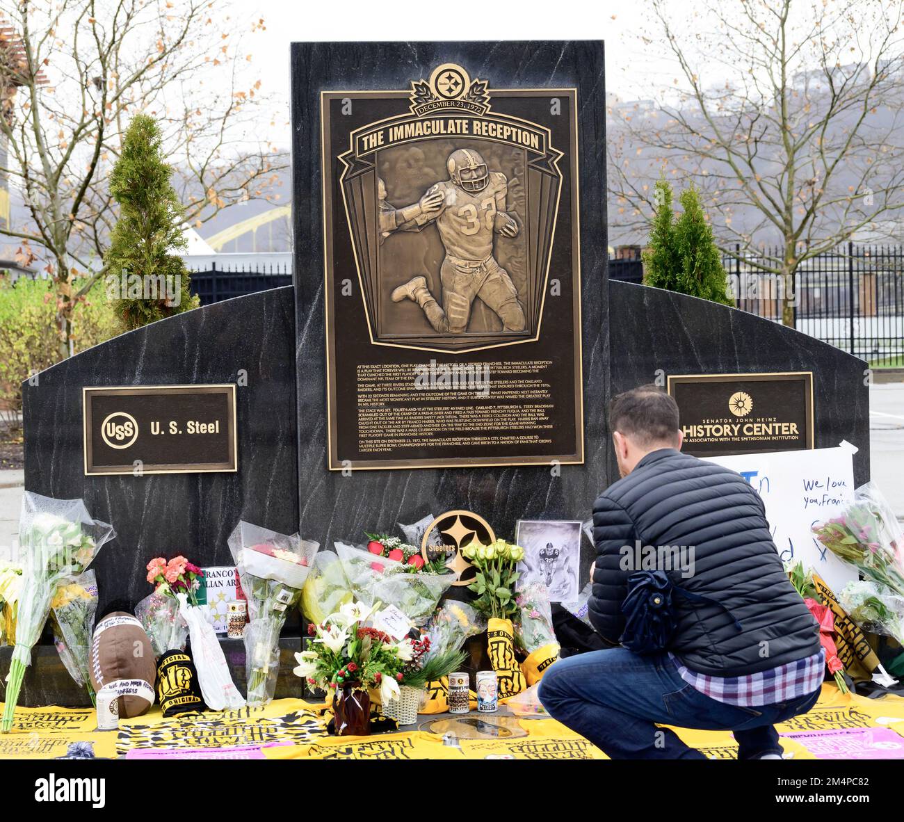 Pittsburgh, United States. 22nd Dec, 2022. Pittsburgh Steelers fans ...