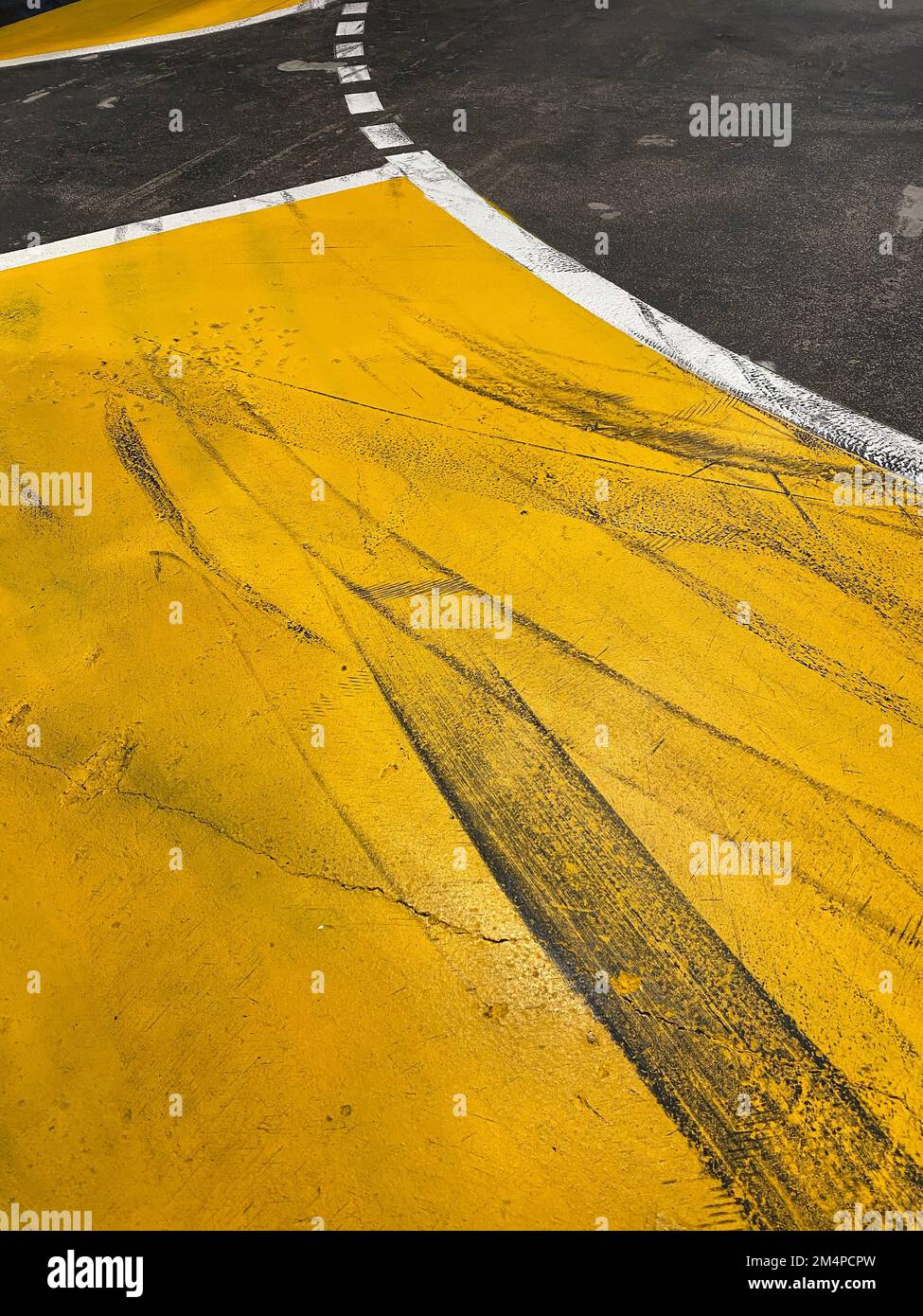 Race track surface. Tire tracks in concrete Stock Photo - Alamy