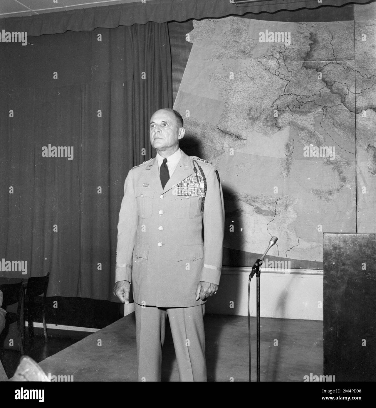 SHAPE Handover Ceremony (Handover of SHAPE Command). Photographs of ...