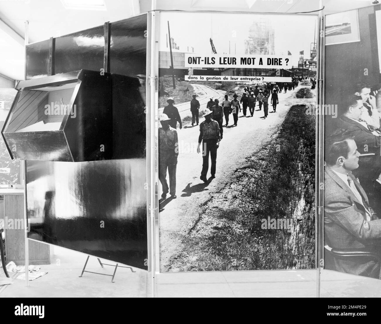 ECA Takes Part at the "Foire de Paris". Photographs of Marshall Plan ...