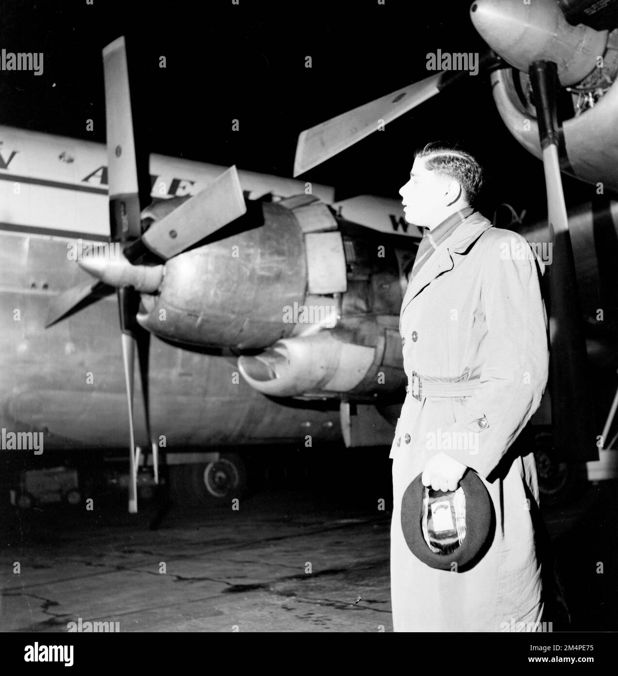 Medical Student to Attend Daily Mirror Forum In New York. Photographs ...