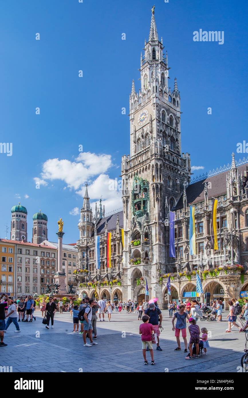 Marienplatz with Mariensaeule, City Hall and towers of the Church of ...