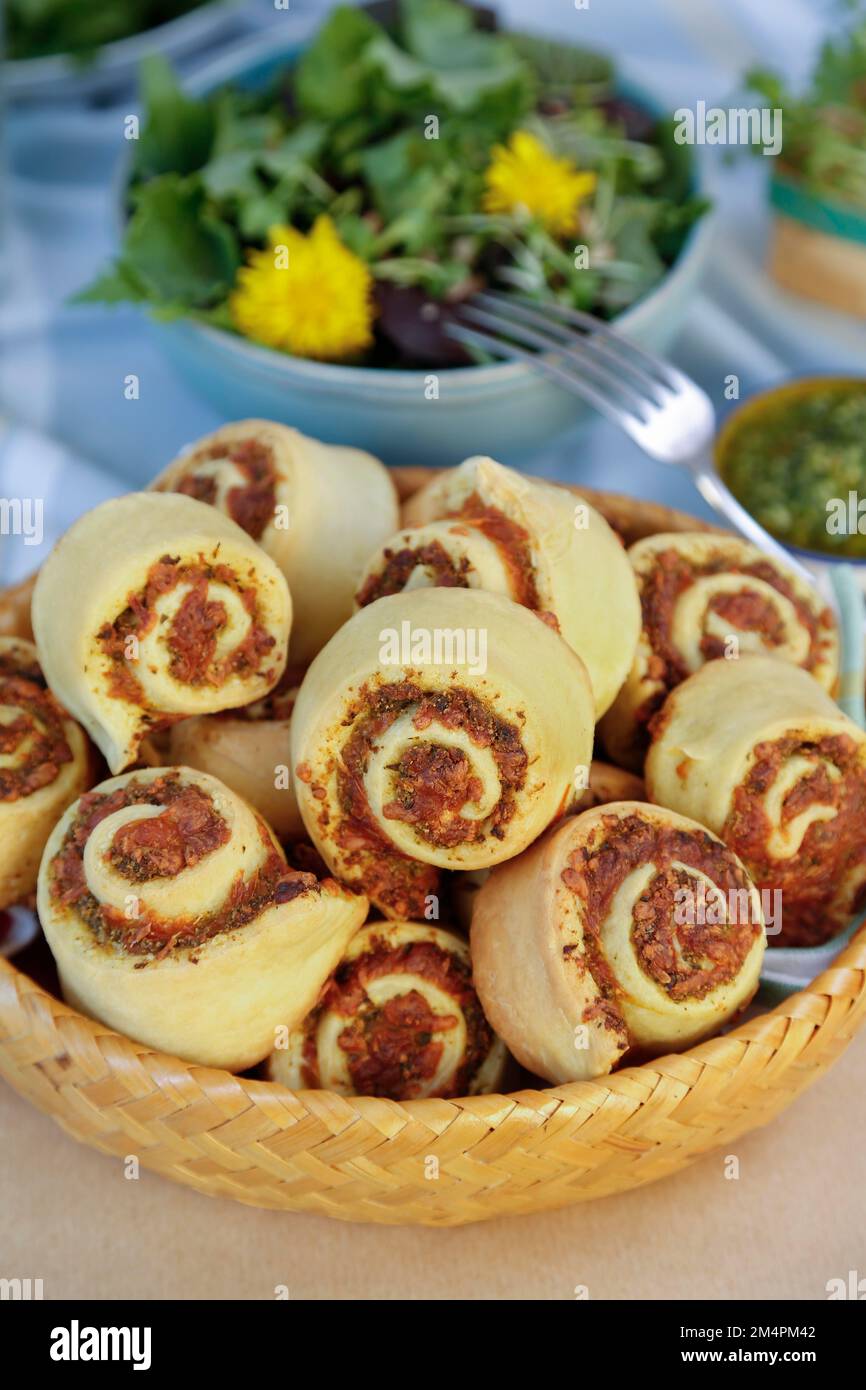 Swabian cuisine, hearty snail pasta, salty, yeast pastry, yeast yeast ...