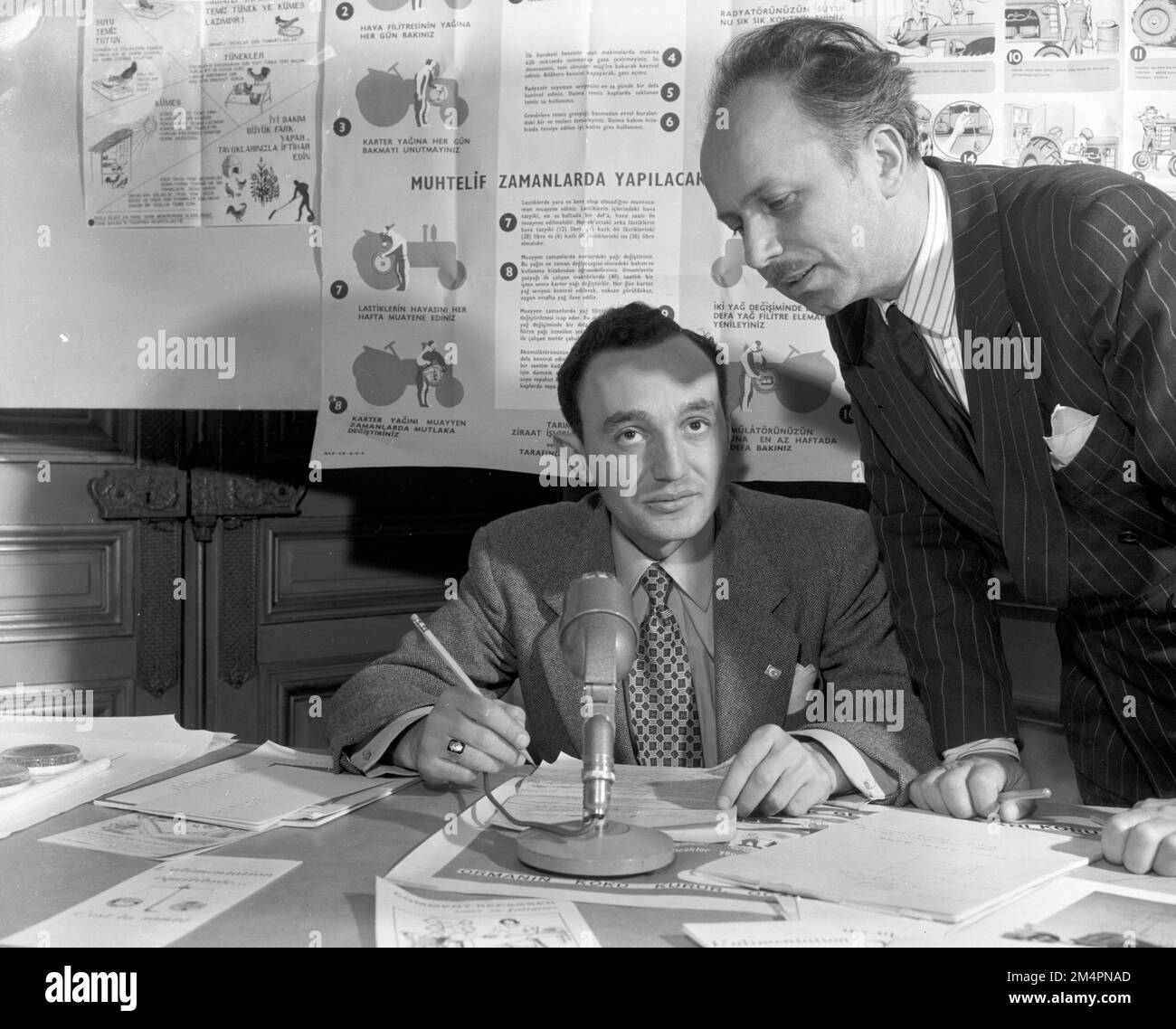 OEEC Delegates at "Visual Aids in Agriculture" Conference. Photographs ...