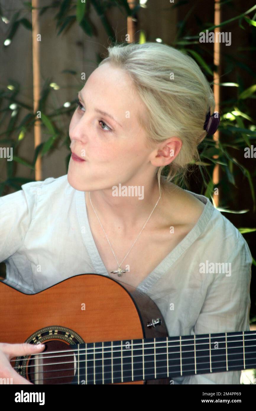 Laura marling portrait hi-res stock photography and images - Alamy