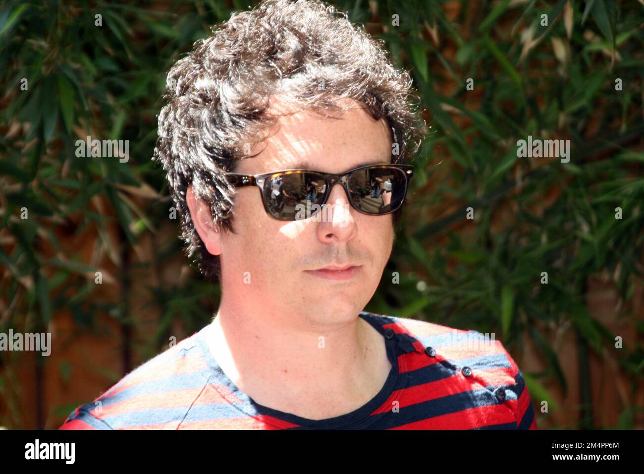 Interview with Eddie Argos, Fredie Feedback from Art Brut Stock Photo ...