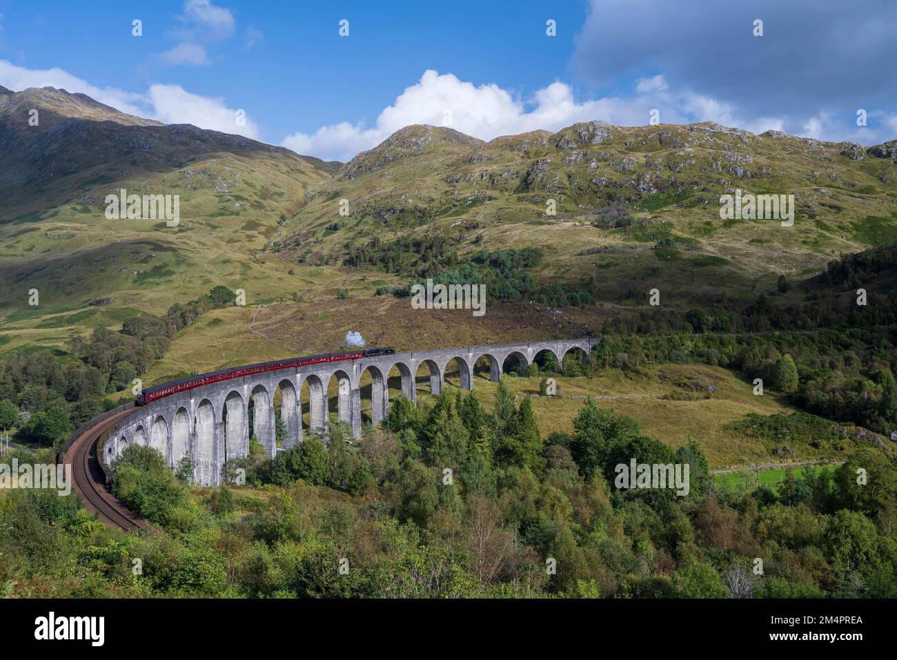 Glenfinnan Viaduct from the Harry Potter films with steam locomotive ...