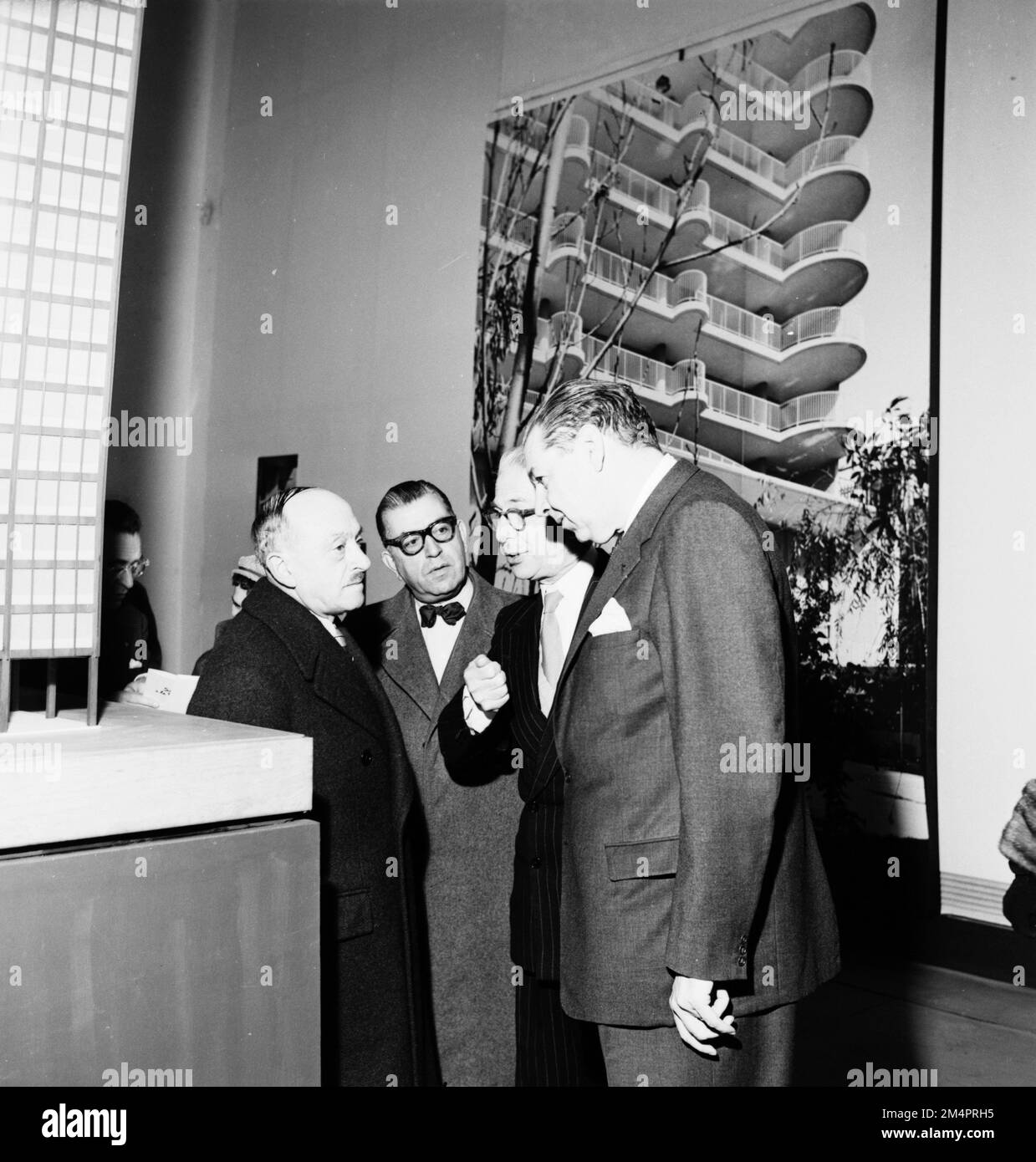 "50 Years of US Art" Exhibition Opening. Photographs of Marshall Plan ...
