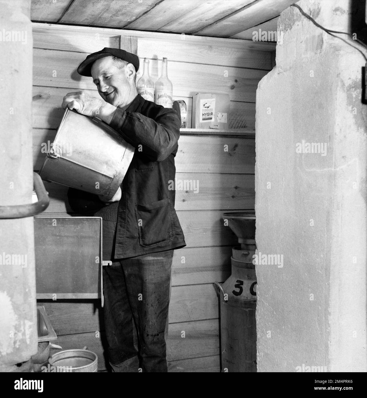 Modern Milk Plant (Cooperative Laitiere du Mans). Photographs of ...