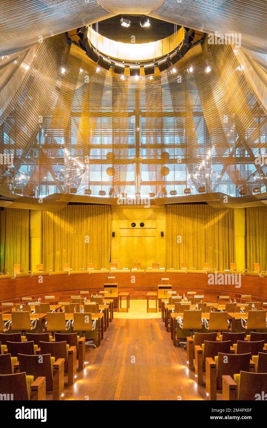 Justice room hi-res stock photography and images - Alamy